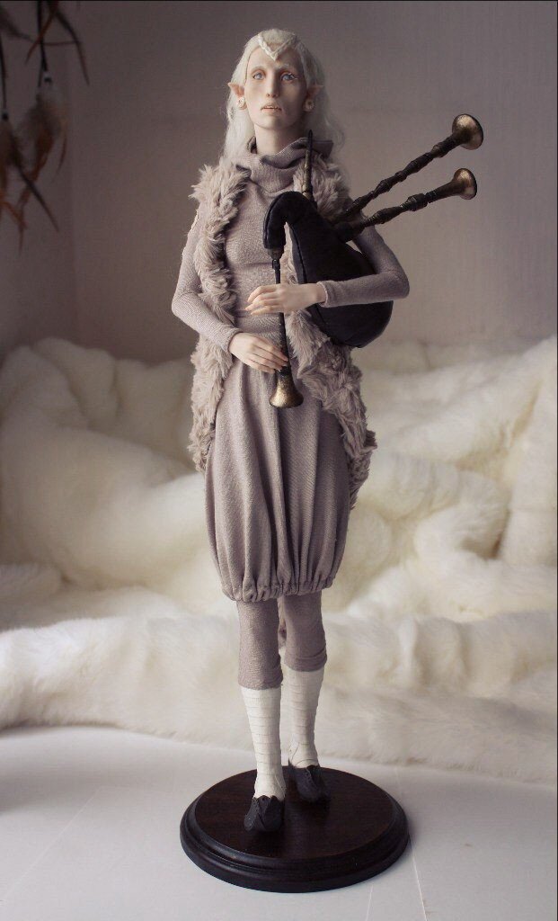 Mitzar and Bagpiper by ANNA EGOROVA Solar Wind Dolls - The Toy Chronicle