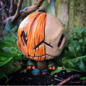 Skully Pumpkin's Coming For You! New Resin Release from Czeetoys - The ...