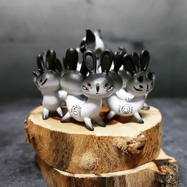 Yoii Bunnies - The Toy Chronicle