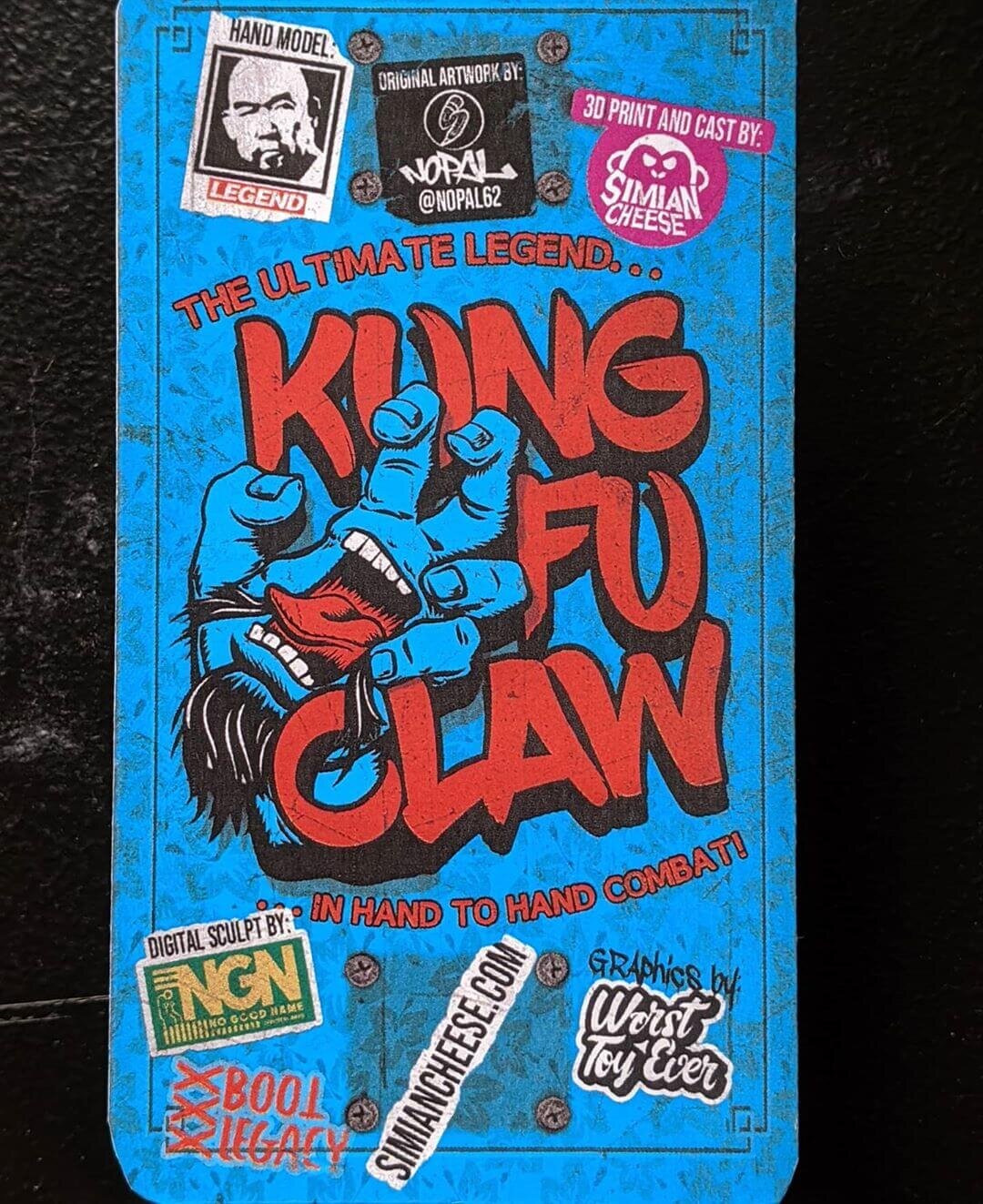 KUNG FU CLAW by Simian Cheese - The Toy Chronicle