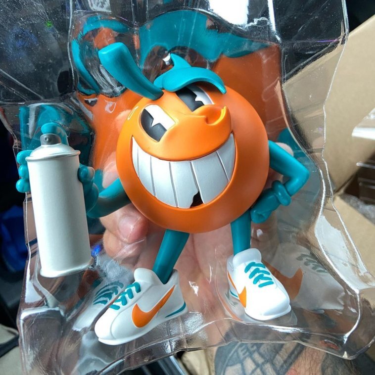 Atomik x UVD Toys OG Atomik Orange - The Toy Chronicle