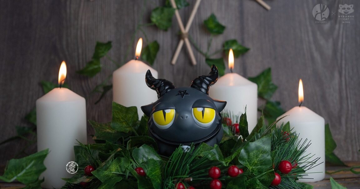 Bobbi the Baphomet - Krampus Edition by Zintears x StrangeCat Toys ...